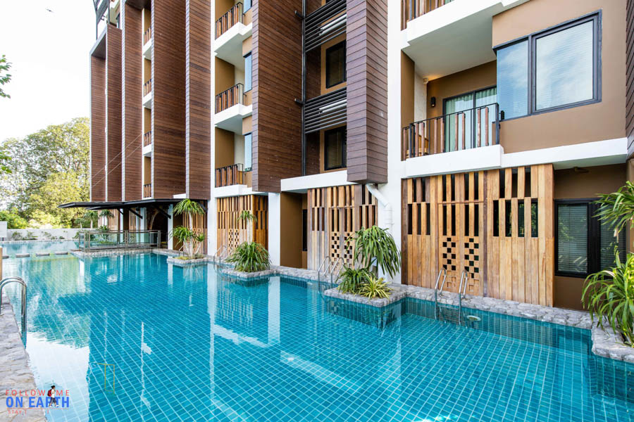 Natee The Riverfront Hotel